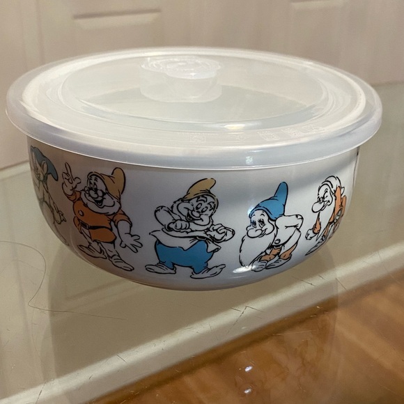 Disney | Kitchen | New Disney Snow White The Seven Dwarfs Ceramic ...